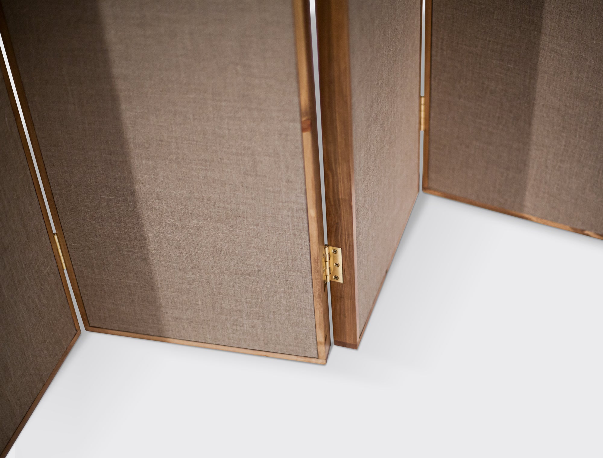 Fitzroy Folding Screen – Stringer and Company London